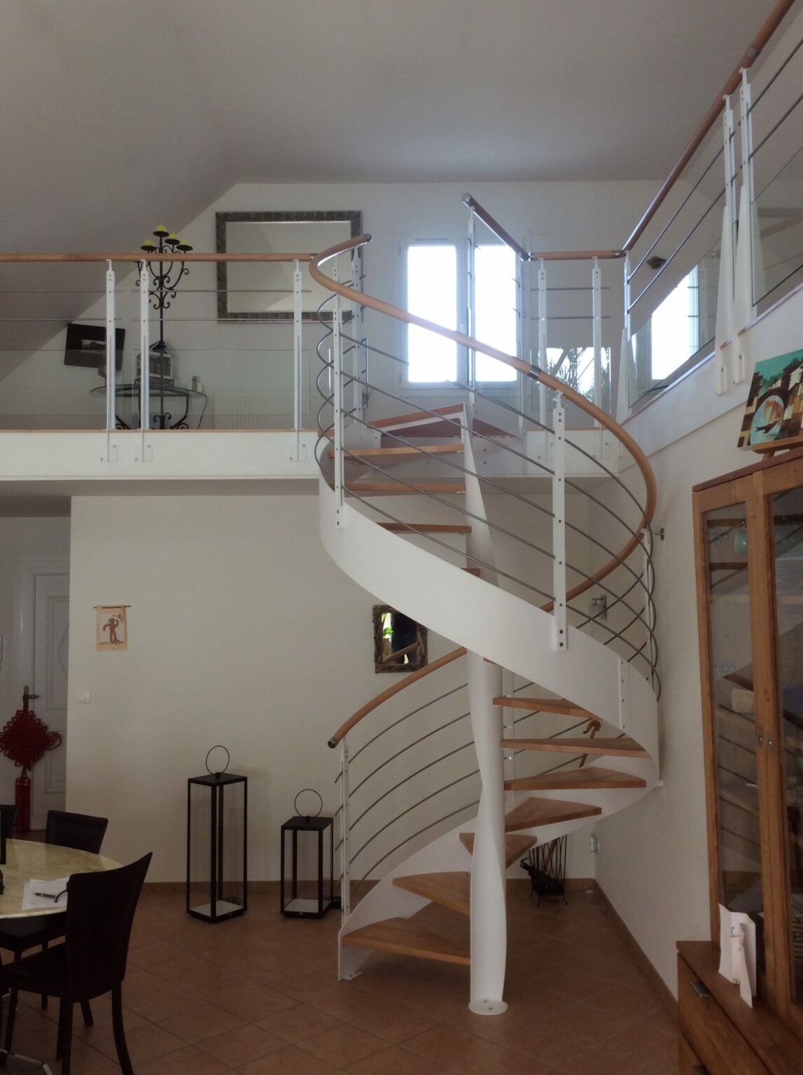 Le guide ultime pour un escalier hélicoïdal - Escalités